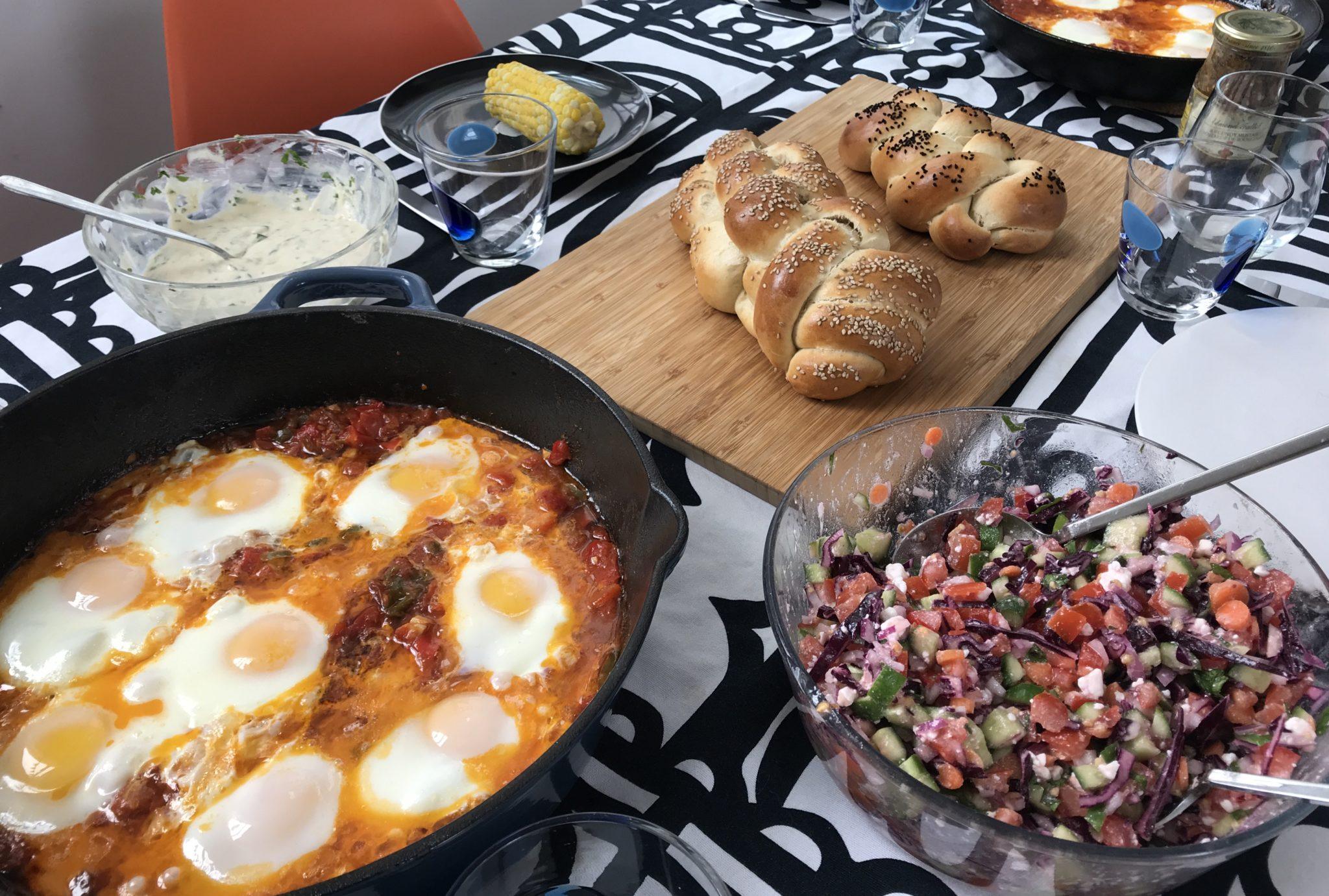 Israeli Brunch Feast with Friends – cultures capsules